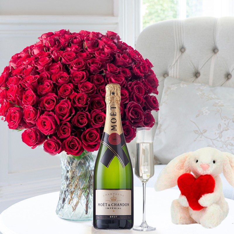 100 Luxury Red Roses, Moët & Chandon & Jellycat Bashful Love Heart Bunny